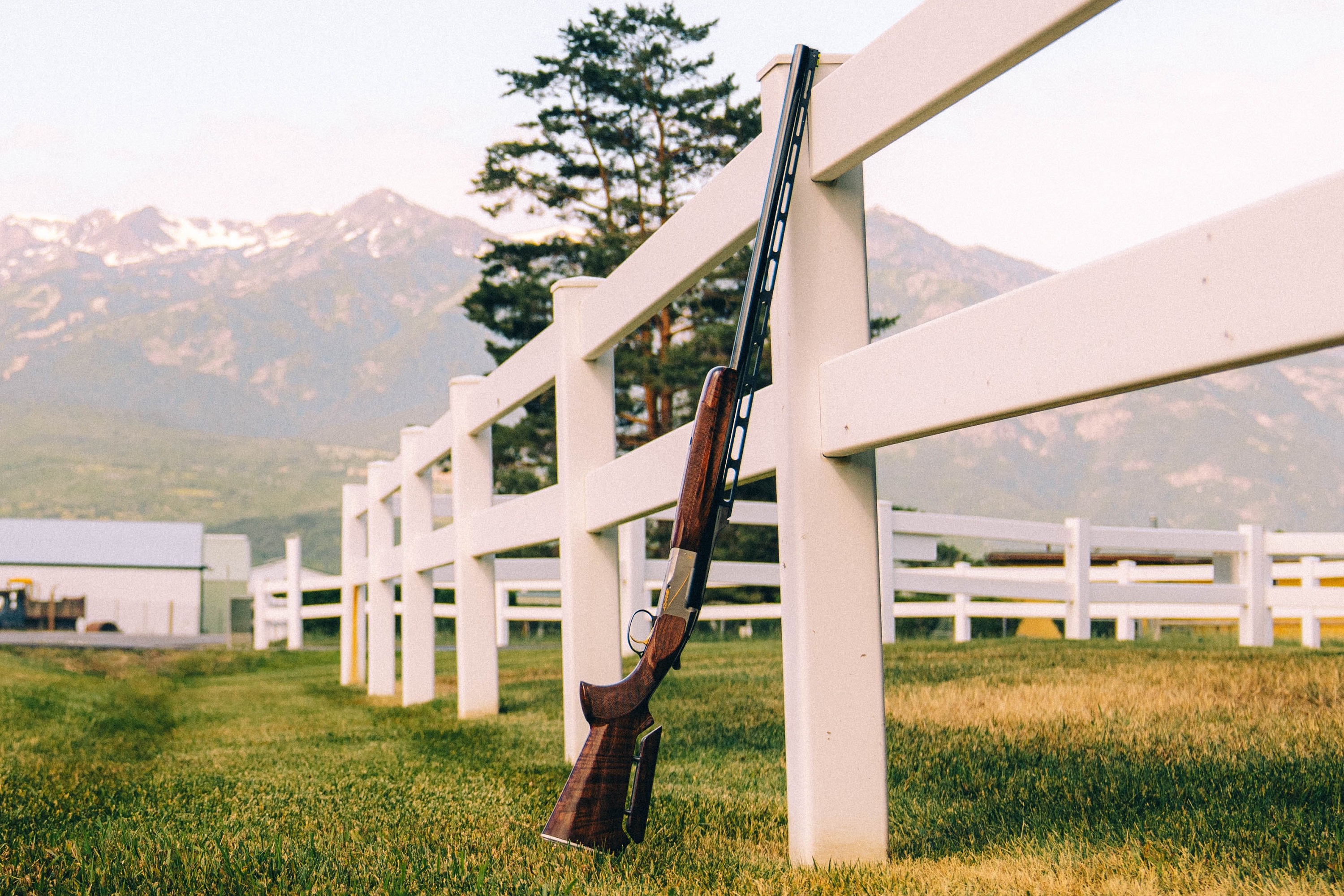 BT-99 Max High Grade - Trap Shotgun - Browning