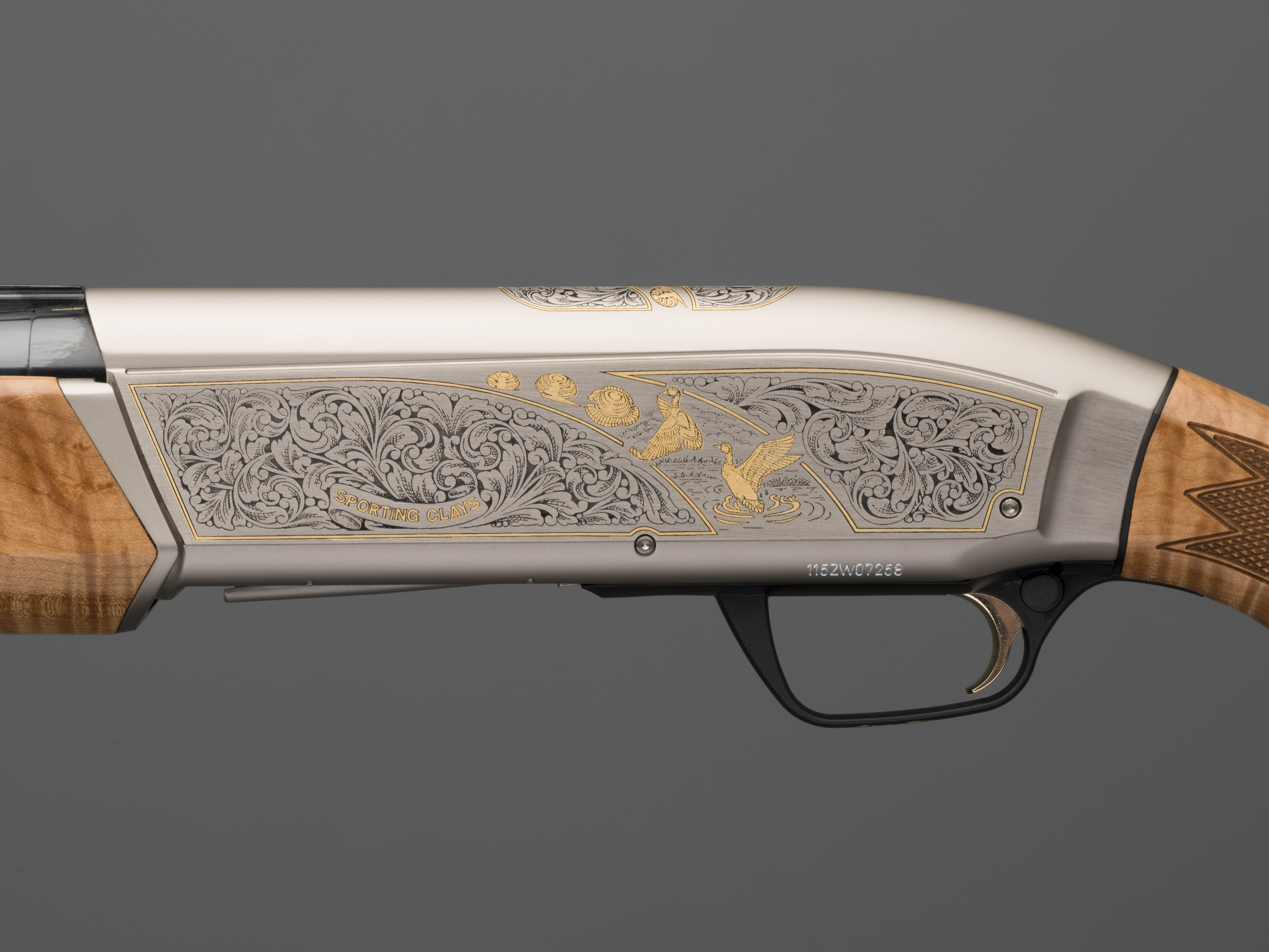 Maxus Sporting Golden Clays - AAAA Maple - Browning