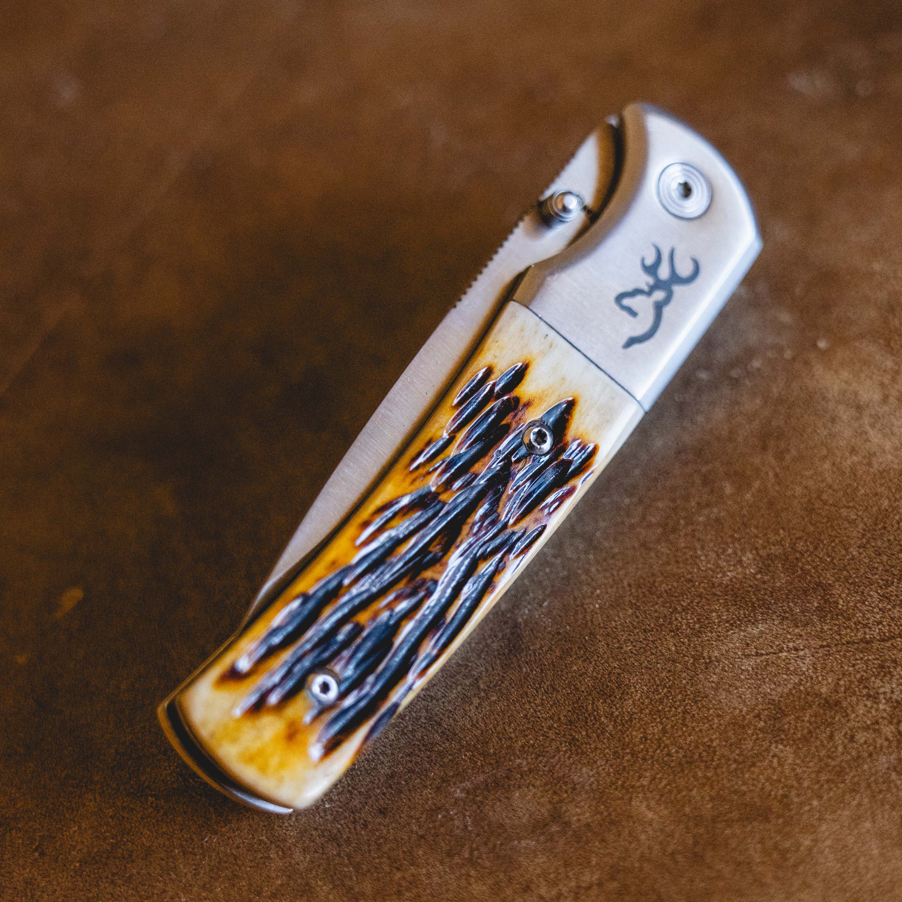 Buckmark Hunter Bone Folder - Hunting Knife - Browning