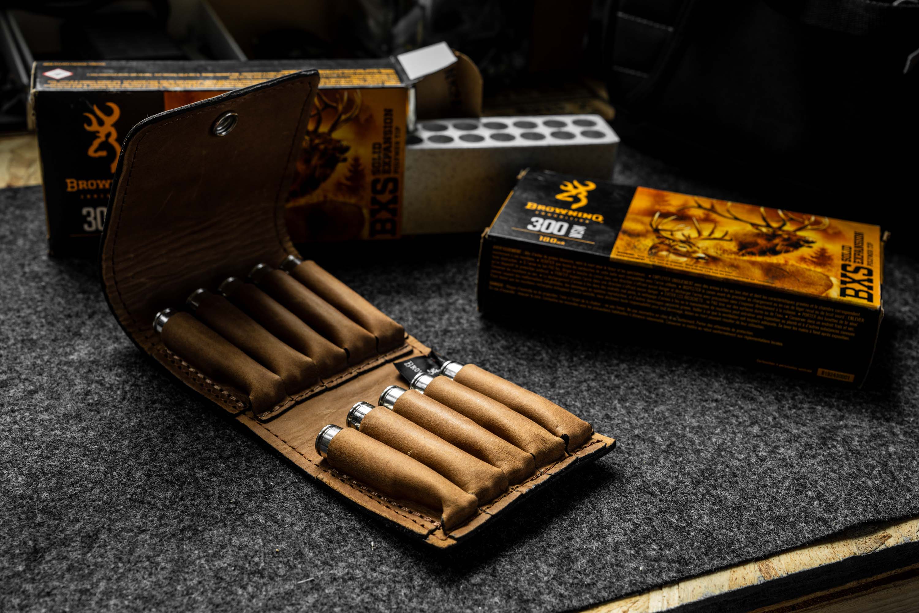 Crazy Horse Leather Cartridge Case - Browning